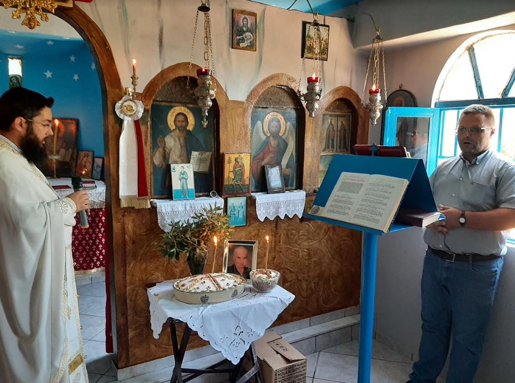 Θεία Λειτουργία στον Άγιο Νικόλαο εν Βουνένοις στον Πλάτανο - Μίστρου ...