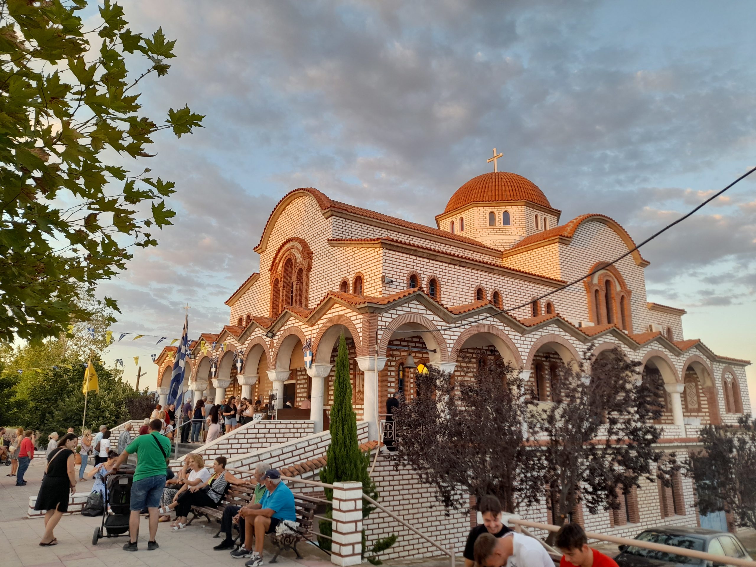 Φωτορεπορτάζ ope.gr: Η εορτή του Αγίου Μάμα στη Χαλκιδική - Ορθοδοξία ...