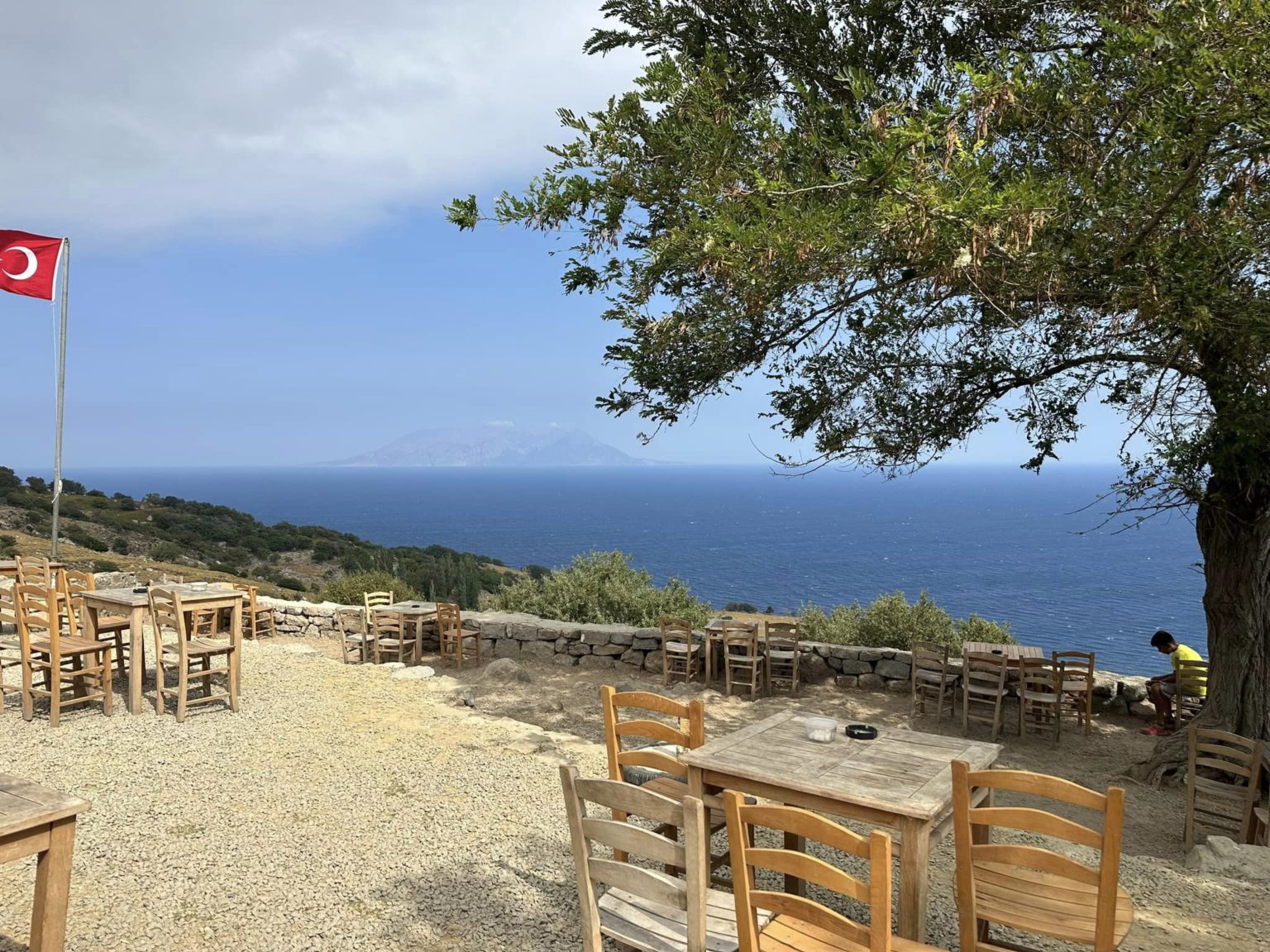 Ο Οικουμενικός Πατριάρχης σε υπαίθρια Θεία Λειτουργία στην Σπηλιά της ...