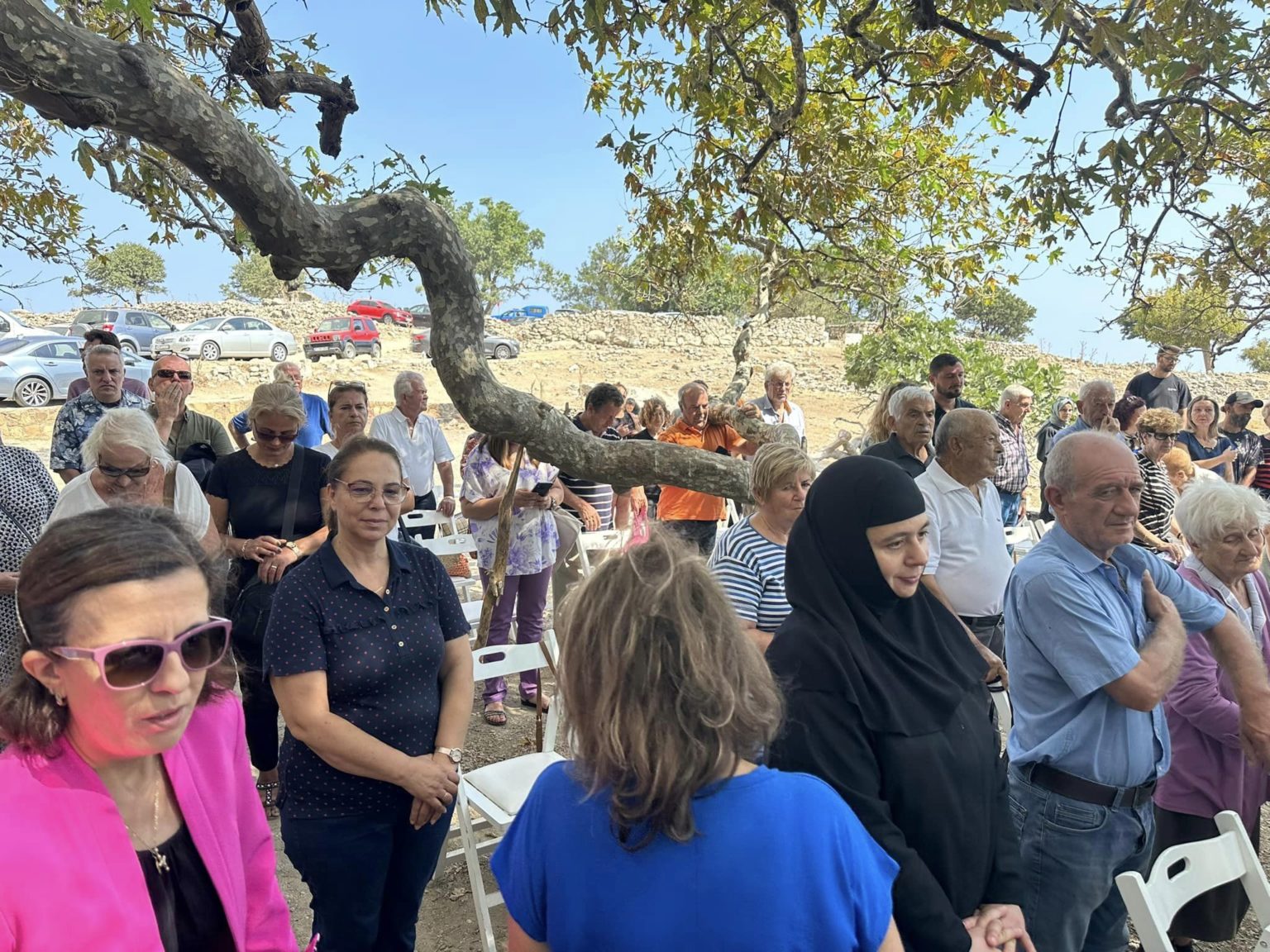 Ο Οικουμενικός Πατριάρχης σε υπαίθρια Θεία Λειτουργία στην Σπηλιά της ...