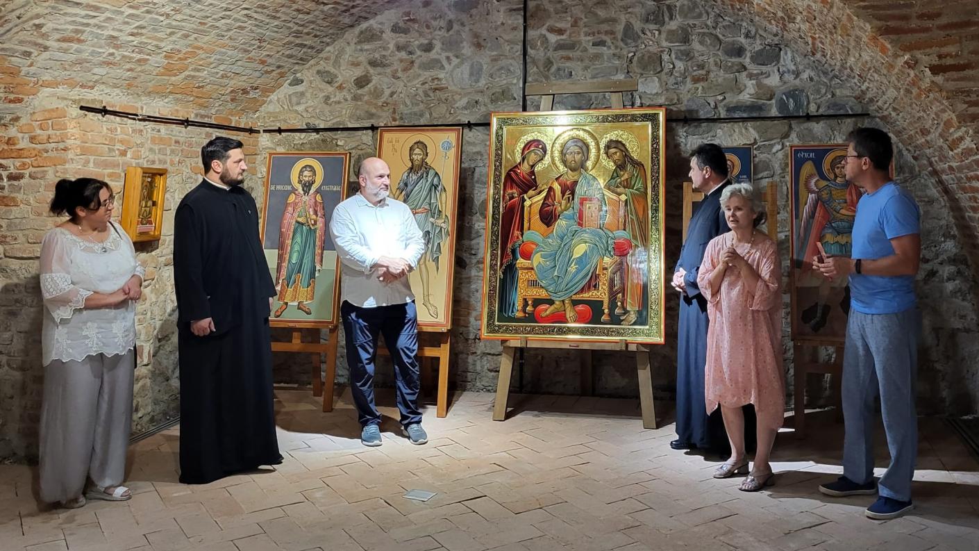 Ρουμανία: 28 αγιογραφίες εκτείθενται στο Μουσείο Εικόνων και Παλαιού ...