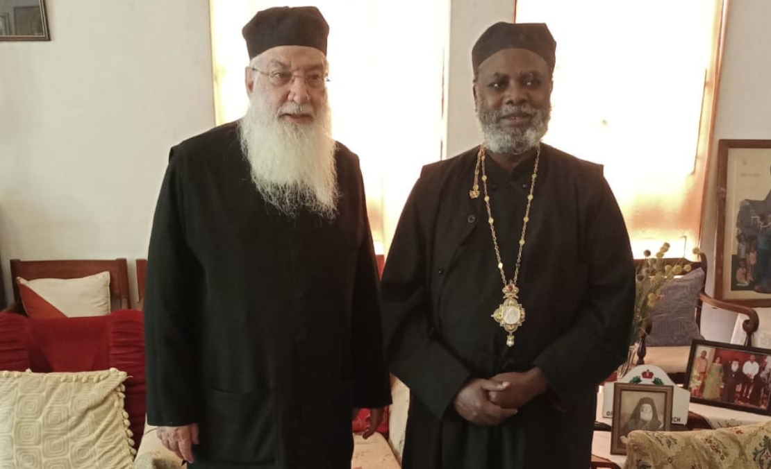 Ο Μητροπολίτης Γέρων Ναϊρόμπι υποδέχθηκε τον Μητροπολίτη Καμπάλας ...
