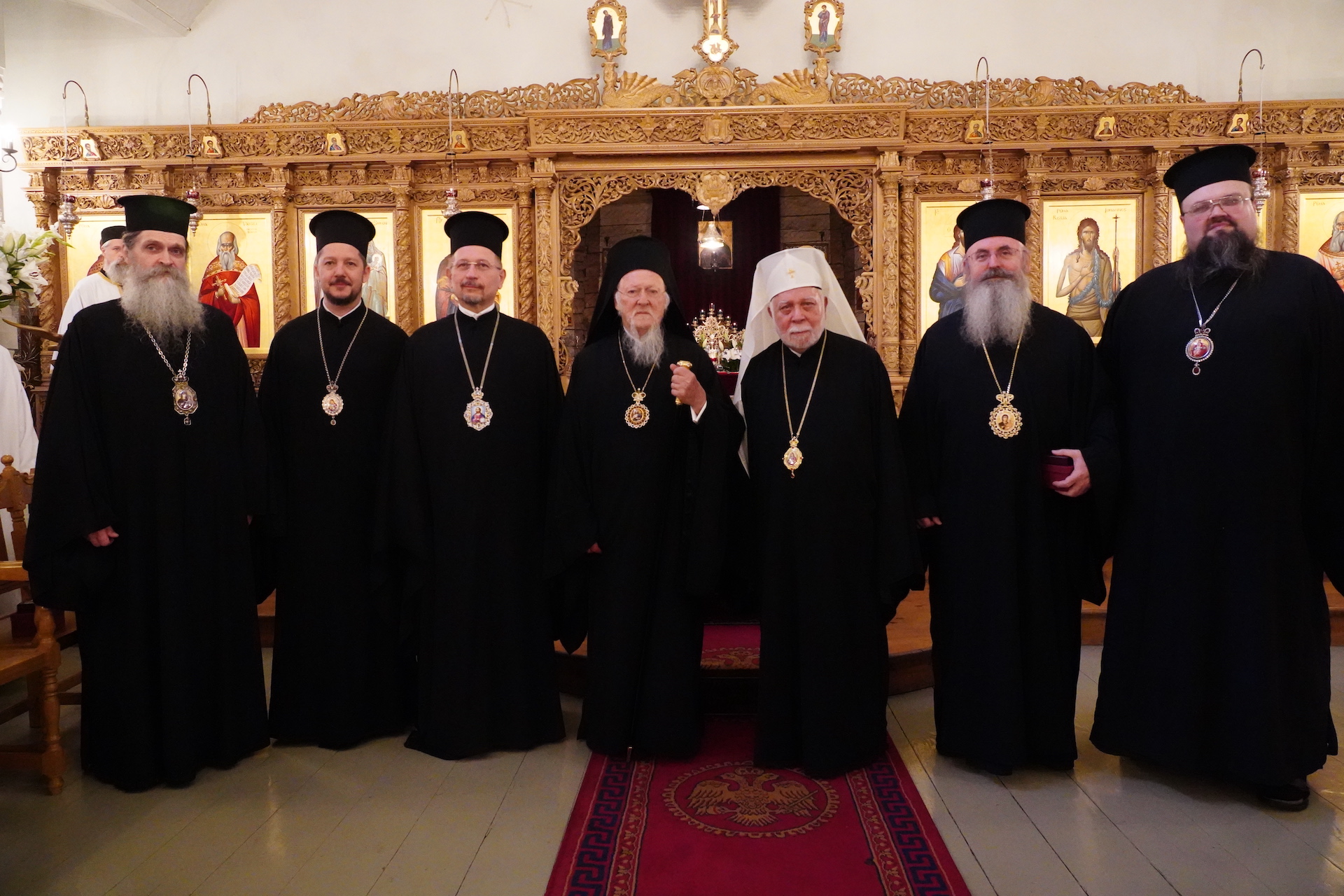 Οικουμενικός Πατριάρχης: "Εμείς βαδίζουμε σύμφωνα με τους Ιερούς ...