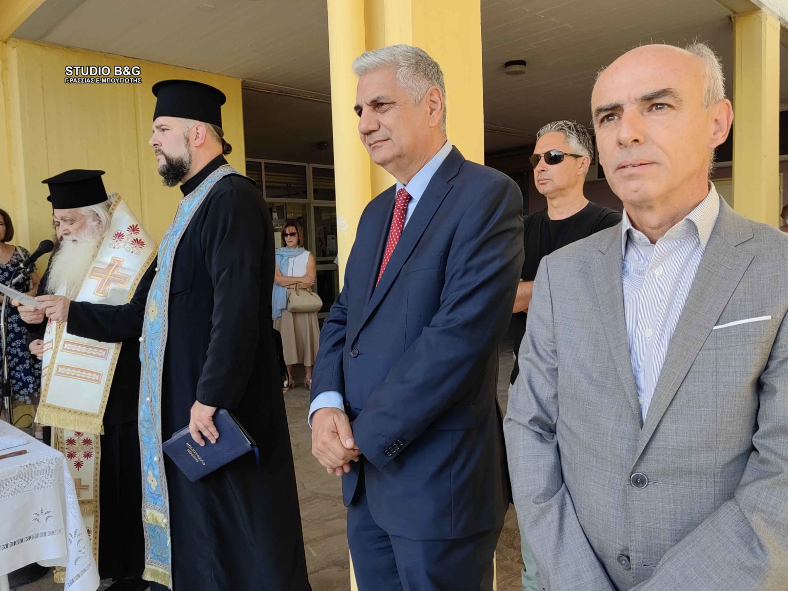 Αγιασμούς σε Γυμνάσια και Λύκεια του Ναυπλίου από τον Μητροπολίτη ...