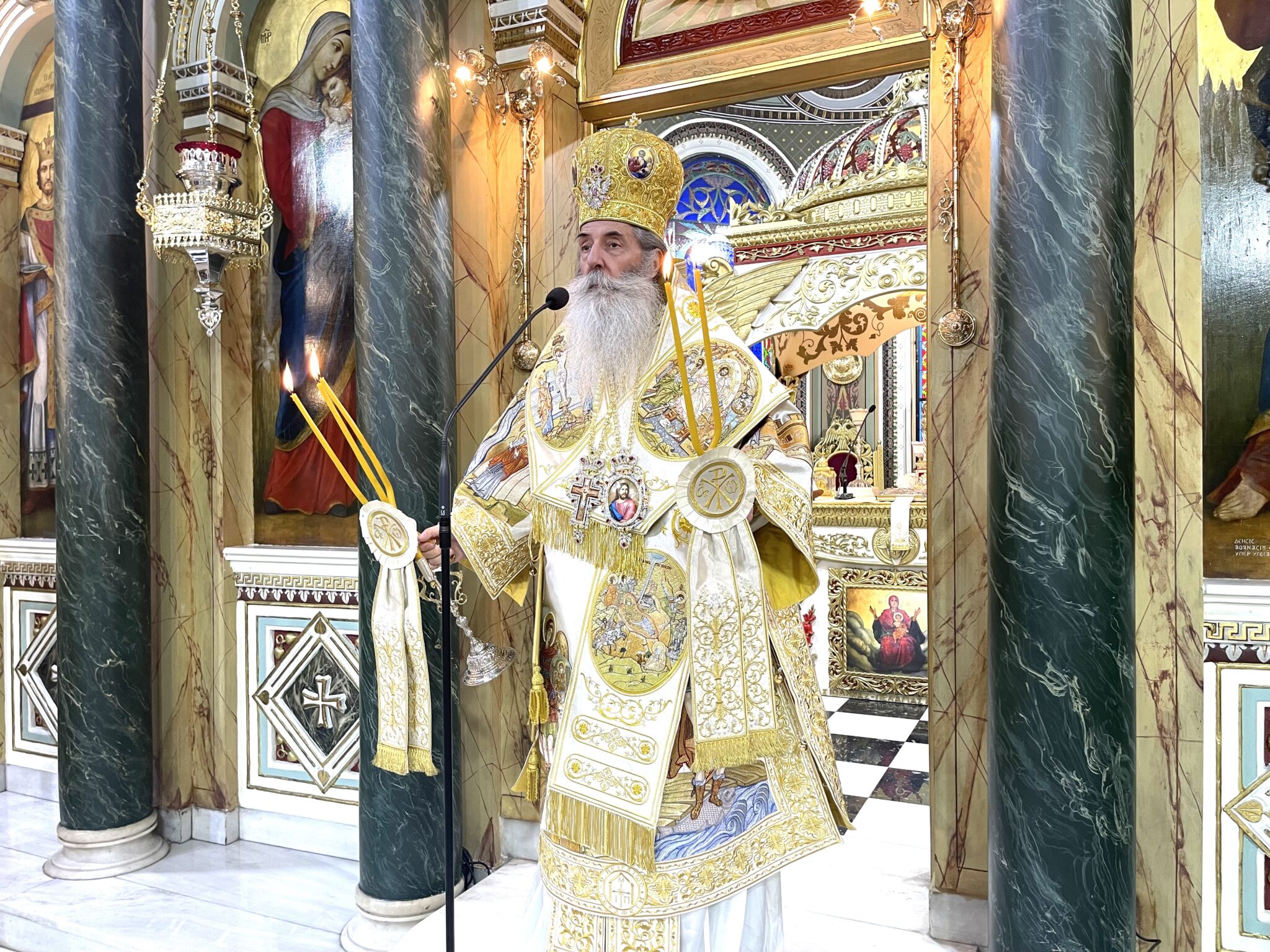 Μητροπολίτης Πειραιώς: Ο βίος του Αγίου Νεκταρίου, βίος ανεπανάληπτης ...