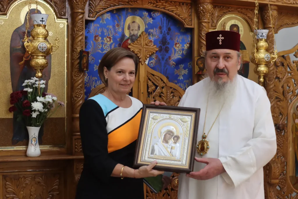 Principesa Sofia a României l-a vizitat pe Mitropolitul Petru al Basarabiei - Ορθοδοξία News Agency
