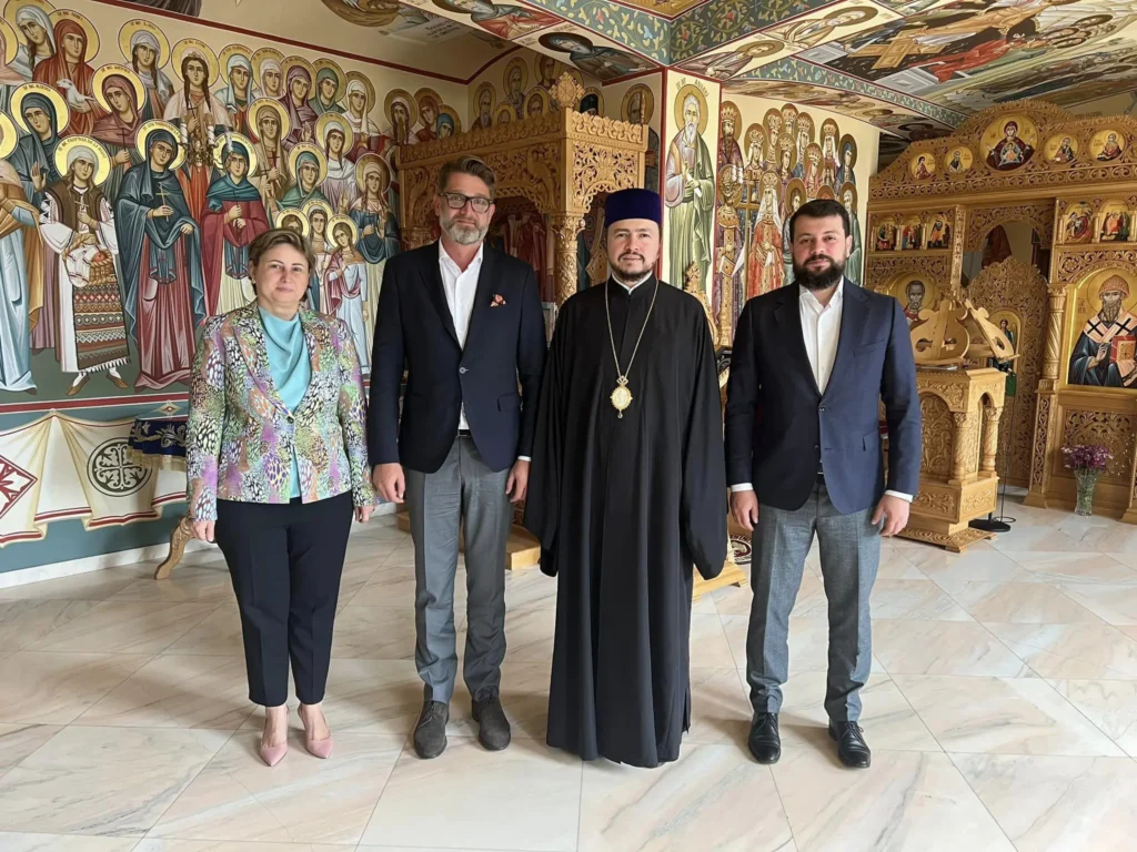 Episcopul Basarabiei de Sud a primit vizita Ambasadorului României în Republica Moldova ...