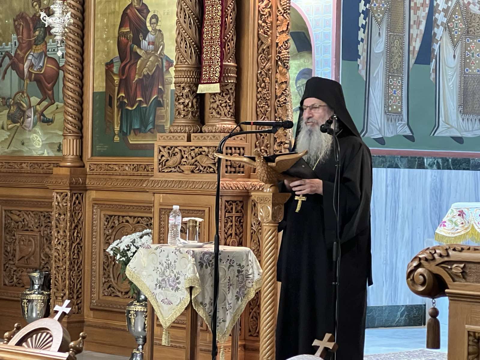 Ο Γέροντας Ελισσαίος Σιμωνοπετρίτης στην Παναγία την Παρηγορήτρια ...