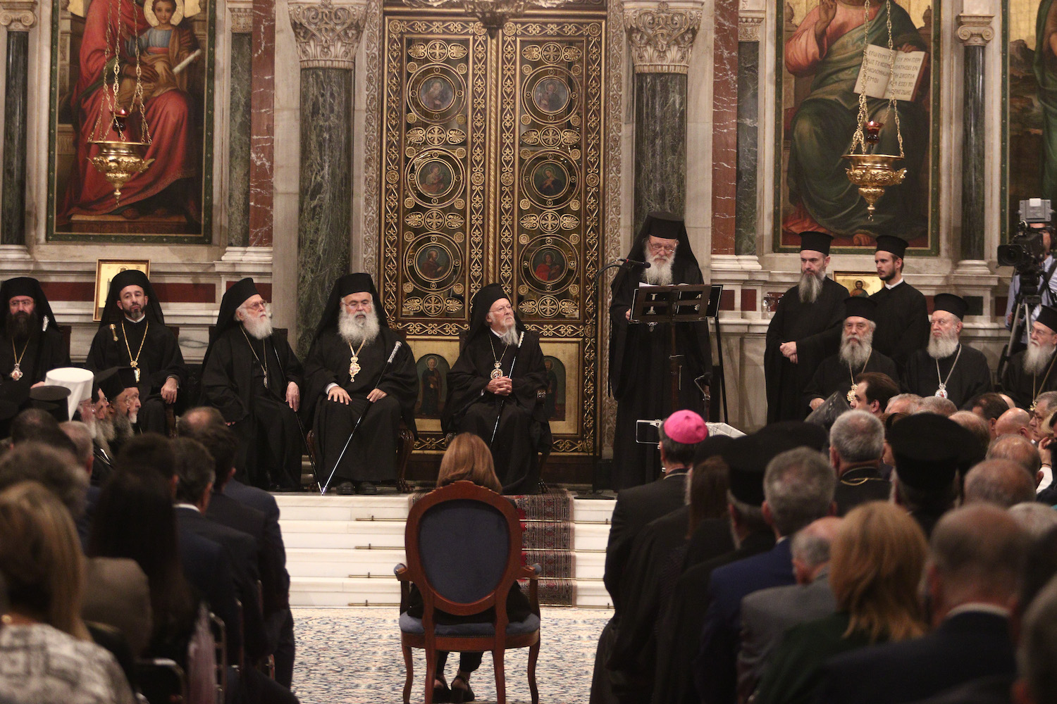 Η Ιερά Σύνοδος περί της ενάρξεως του Συνεδρίου για τα 100 χρόνια από ...