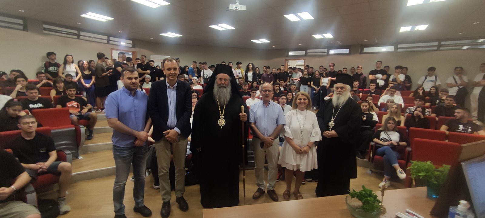 Αγιασμός στο Τμήμα Εφοδιαστικής Αλυσίδας του ΔΙ.ΠΑ.Ε. από τον ...