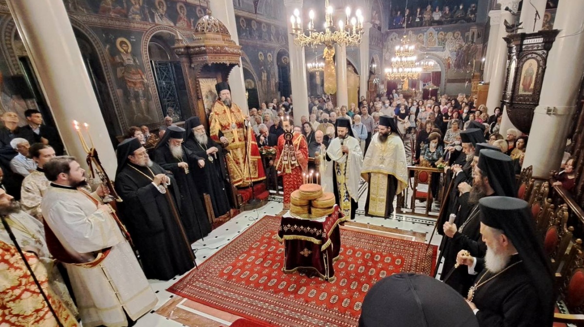 Πολυαρχιερατικός Εσπερινός Αγίου Δημητρίου στη Χαλκίδα - Ορθοδοξία News ...