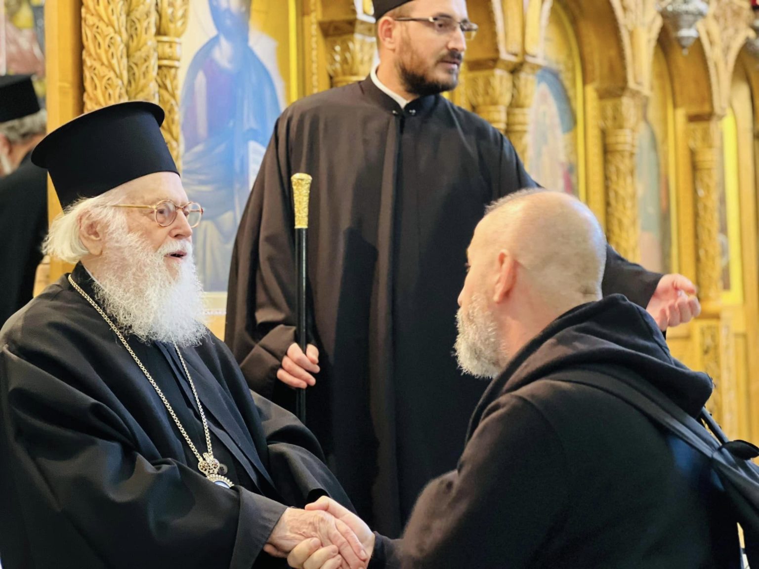 Αρχιεπίσκοπος Αναστάσιος: 94 χρόνια ζωής και προσφοράς - Ορθοδοξία News ...