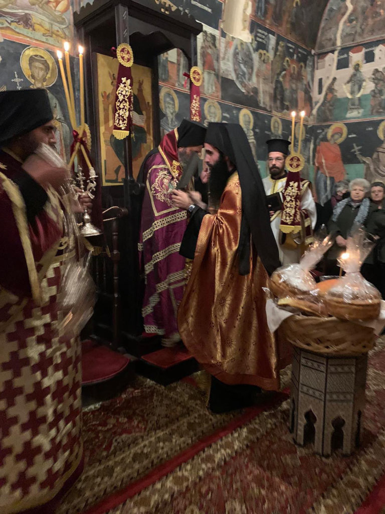 Η εορτή της Συνάξεως της Ιεράς Εικόνος της Παναγίας Ελεούσης στην Ιερά ...