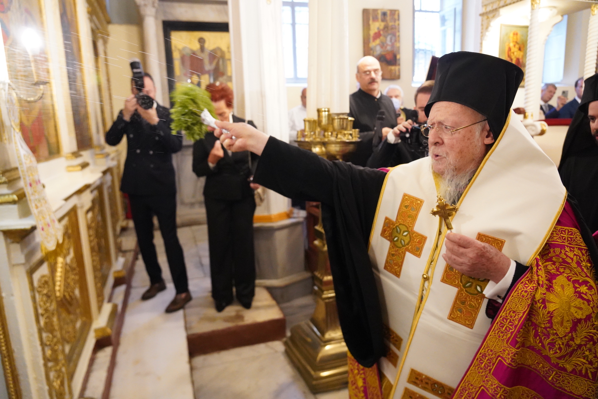 Μήνυμα Οικουμενικού Πατριάρχη από τα Θυρανοίξια του Ι.Ν. Κοιμήσεως της ...
