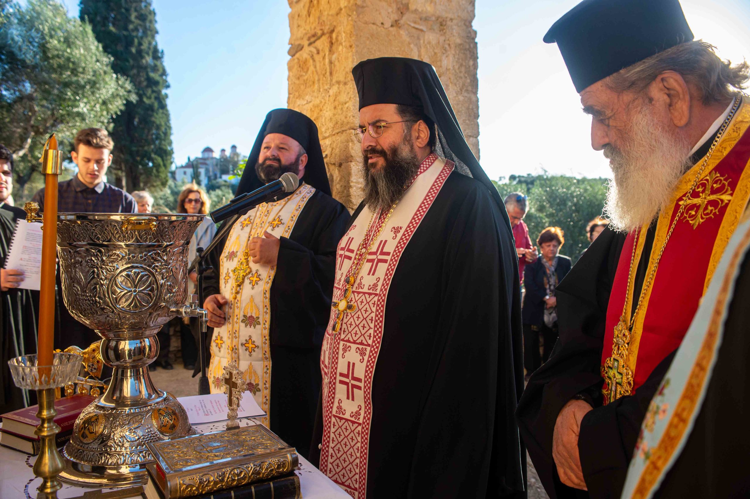 Θυρανοίξια Ιερού Ναού Εισοδίων της Θεοτόκου στη Νέα Κορώνη Μεσσηνίας ...