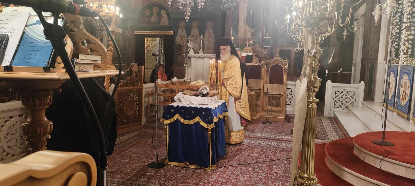 Ιερά Αγρυπνία στον πανηγυρίζοντα Ιερό Ναό Αγίου Νικολάου της Καλλιθέας ...