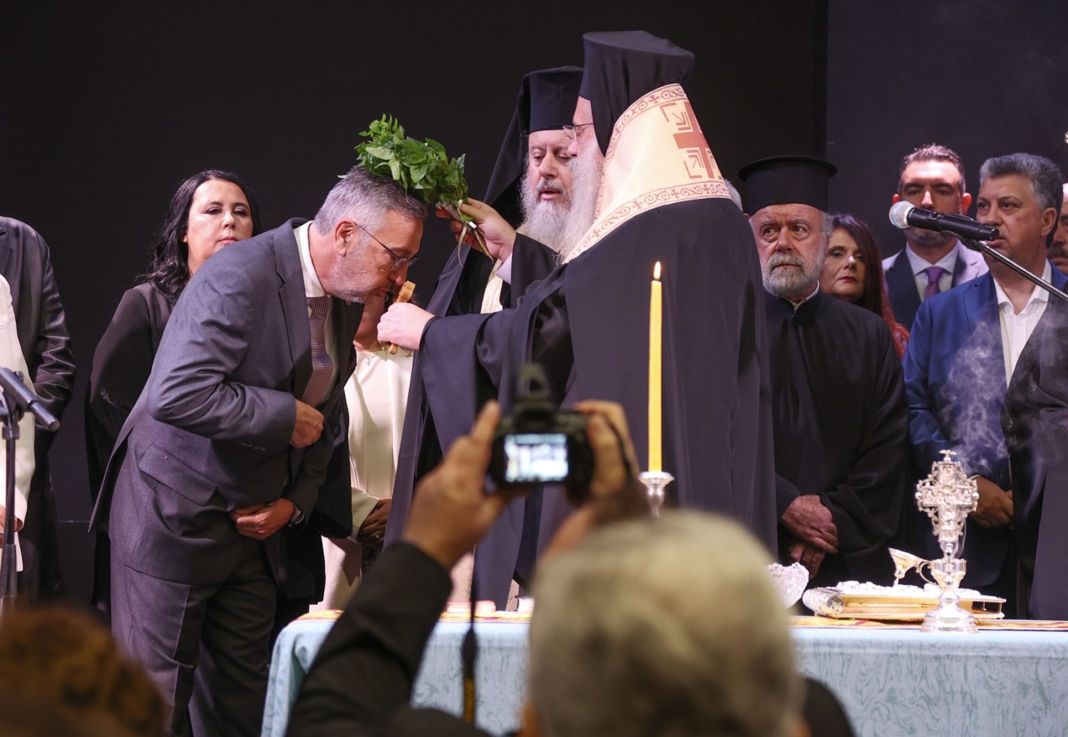 Ο Επίσκοπος Ταλαντίου στην ορκωμοσία της νέας Δημοτικής Αρχής Αττικής ...