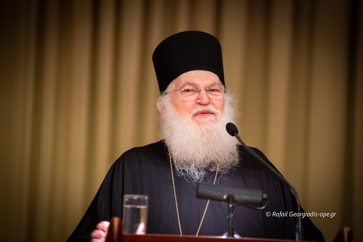Ιεραποστολικό Αρχονταρίκι με τον Γέροντα Εφραίμ Βατοπαιδινό στην ...