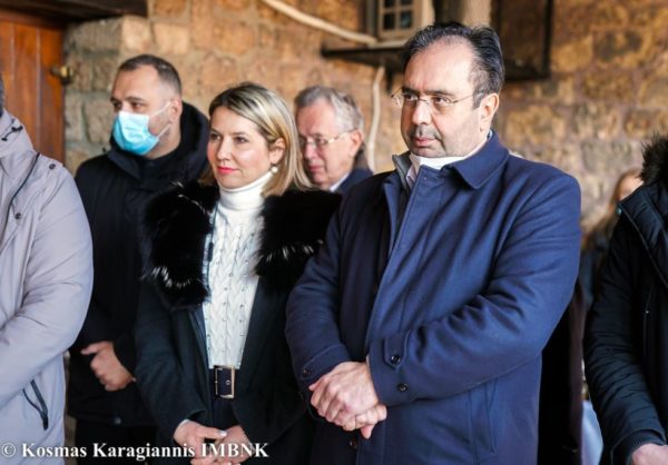 Οικονομική ενίσχυση στο ΚΕ.Μ.Α.Ε.Δ. Βεροίας από την Ιερά Μητρόπολη ...