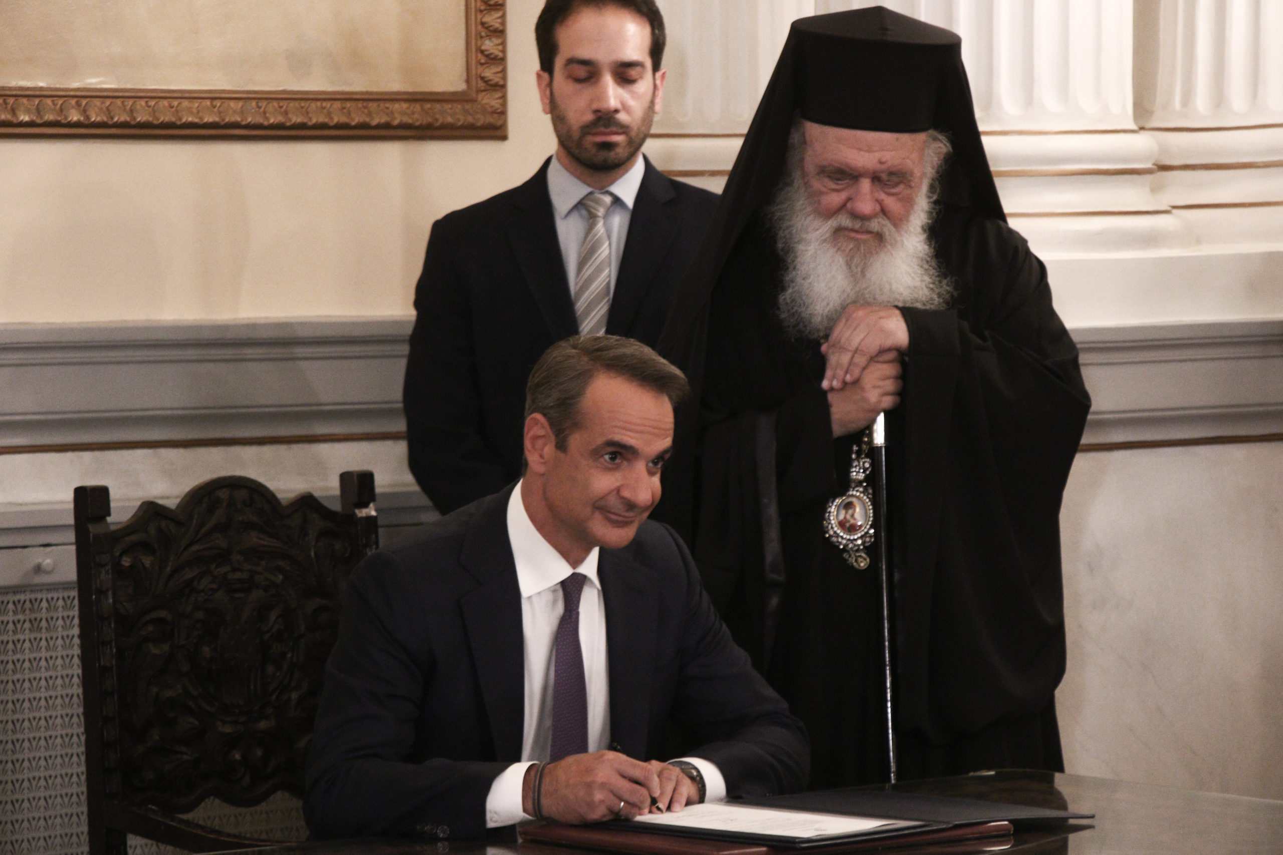 "Γάμος ομοφύλων": Η επόμενη ημέρα των εξαγγελιών του Πρωθυπουργού και η ...
