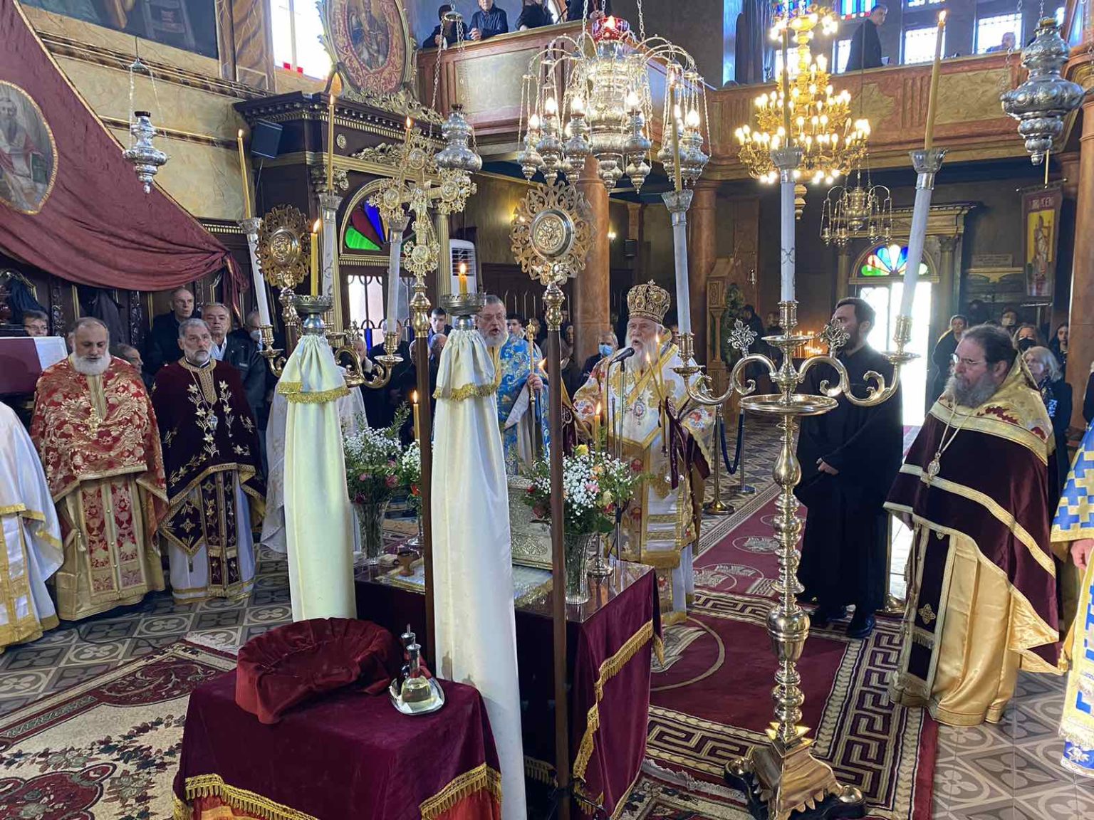 Ο Μητροπολίτης Κερκύρας στον πανηγυρίζοντα Ιερό Ναό Αγίου Αρσενίου ...