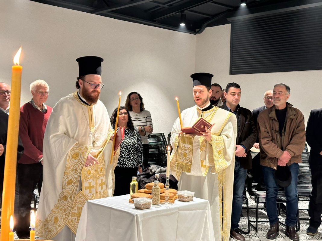 Divine Liturgy at Panagia Paramythia, Vlach Saray, Constantinople ...