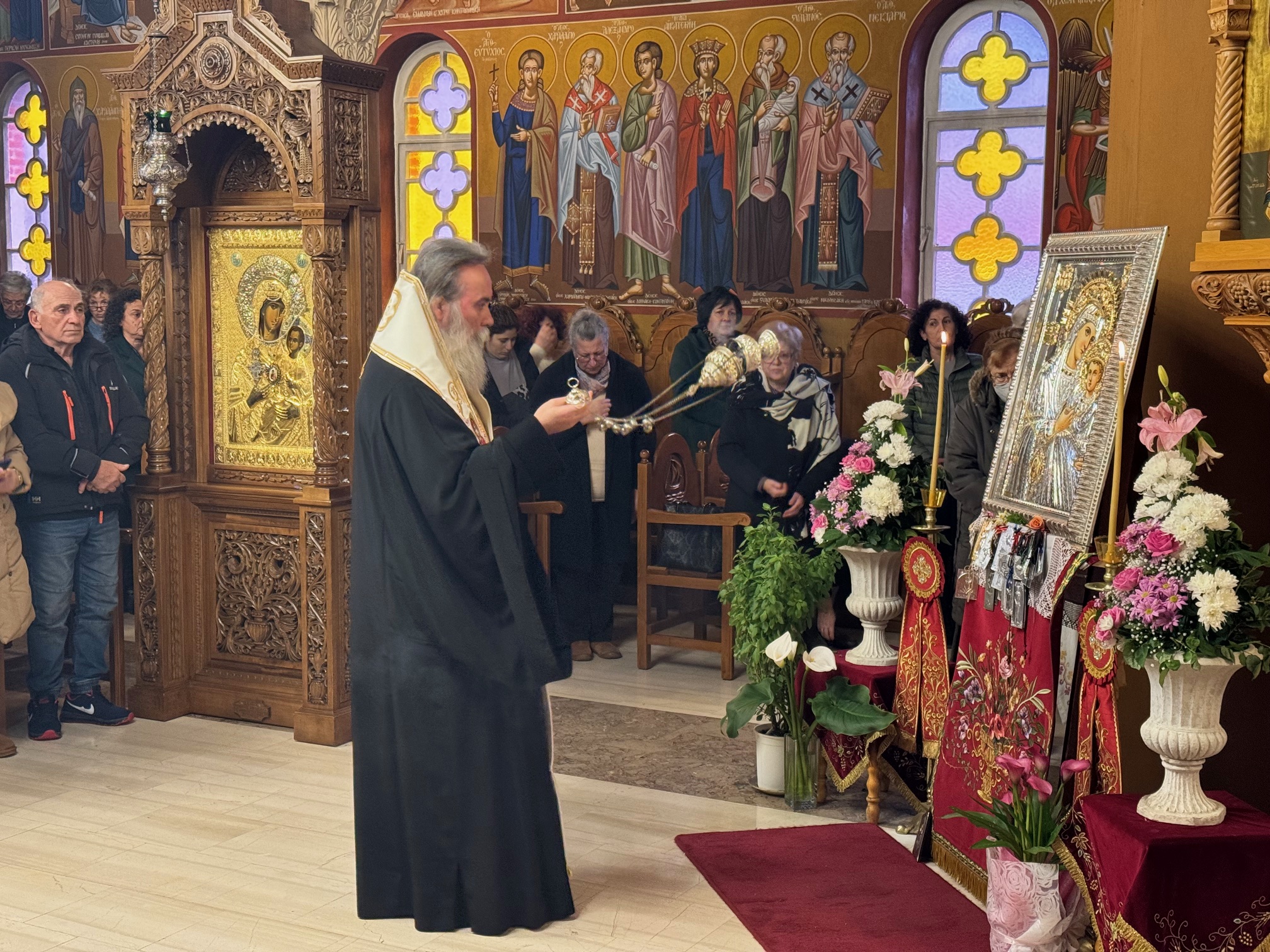 Παράκληση ενώπιον της Ιεράς Εικόνος της Παναγίας «Γιάτρισσας» στην ...