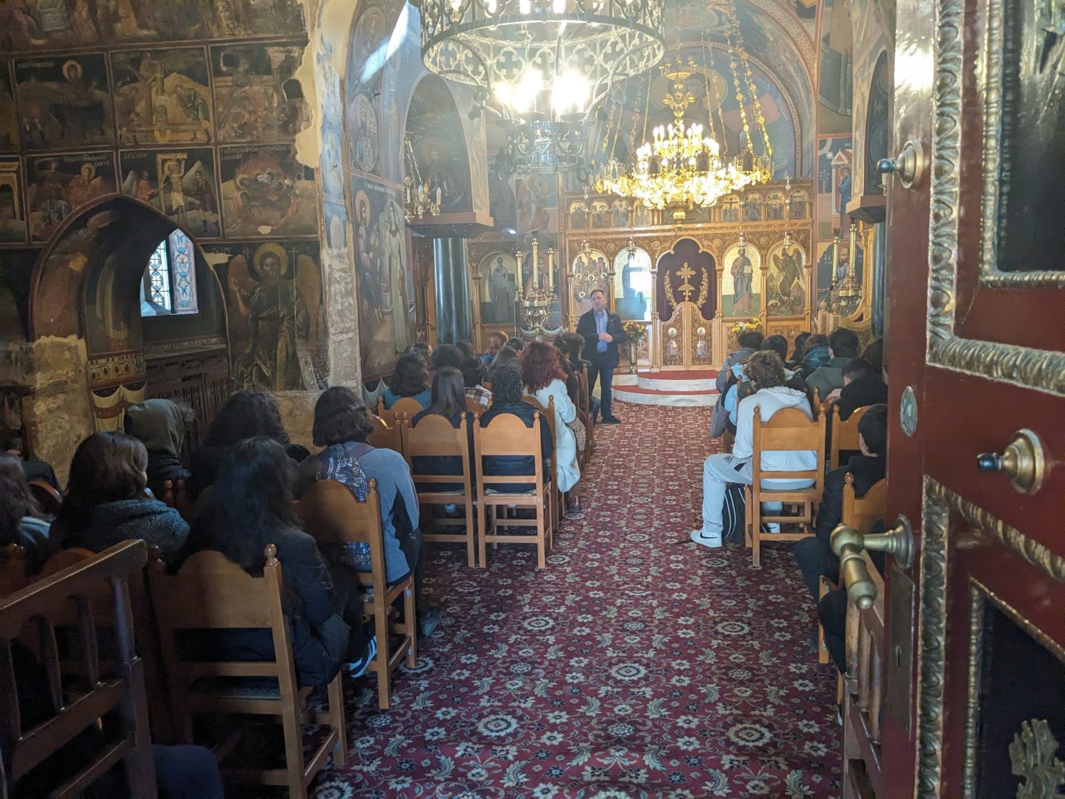 Μαθητές Λυκείου Ηλιούπολης επισκέφθηκαν το Διορθόδοξο Κέντρο της ...