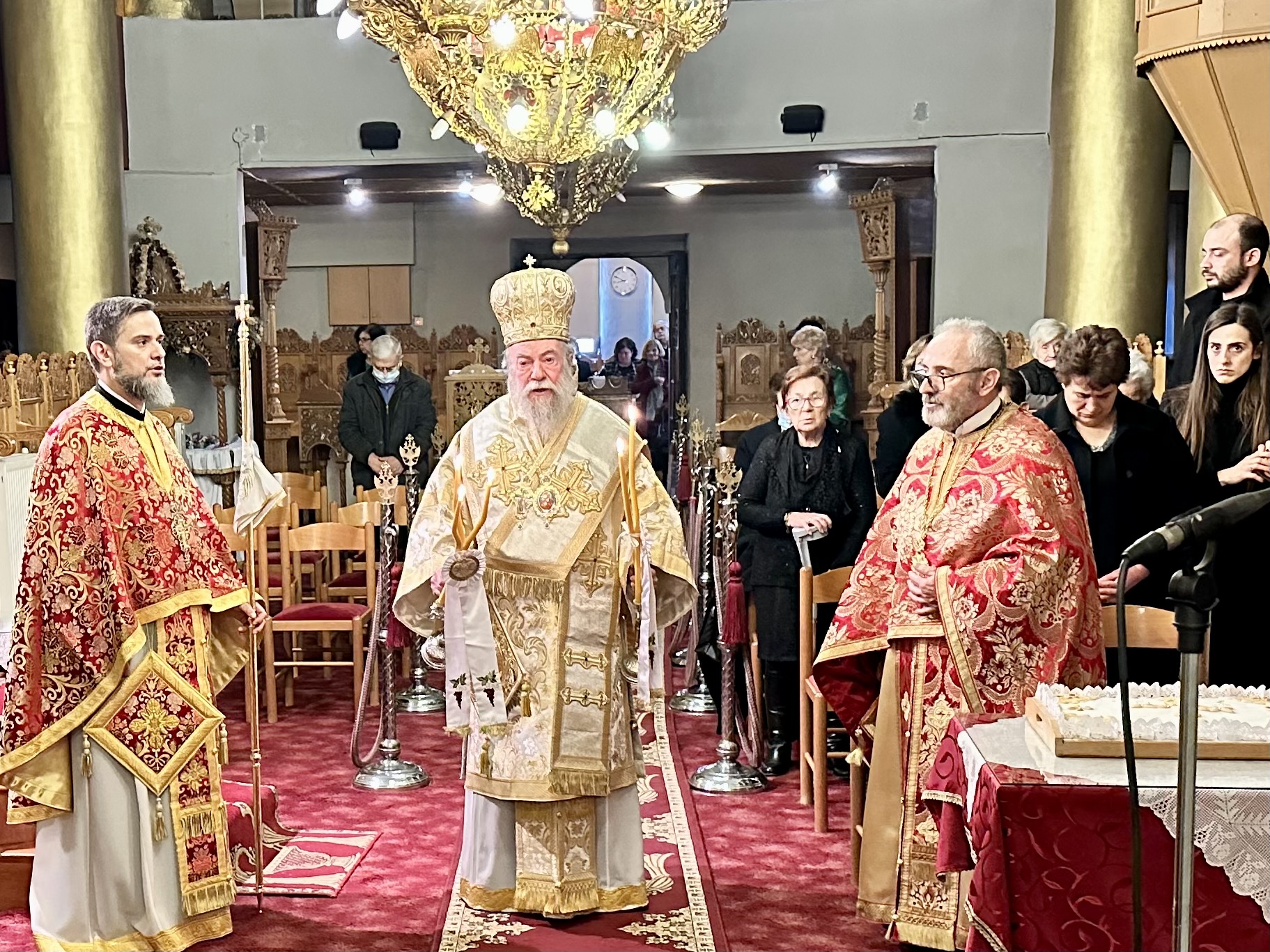 Ο Μητροπολίτης Ελευθερουπόλεως στον Ιερό Ναό Αγίου Γεωργίου Ποδοχωρίου ...