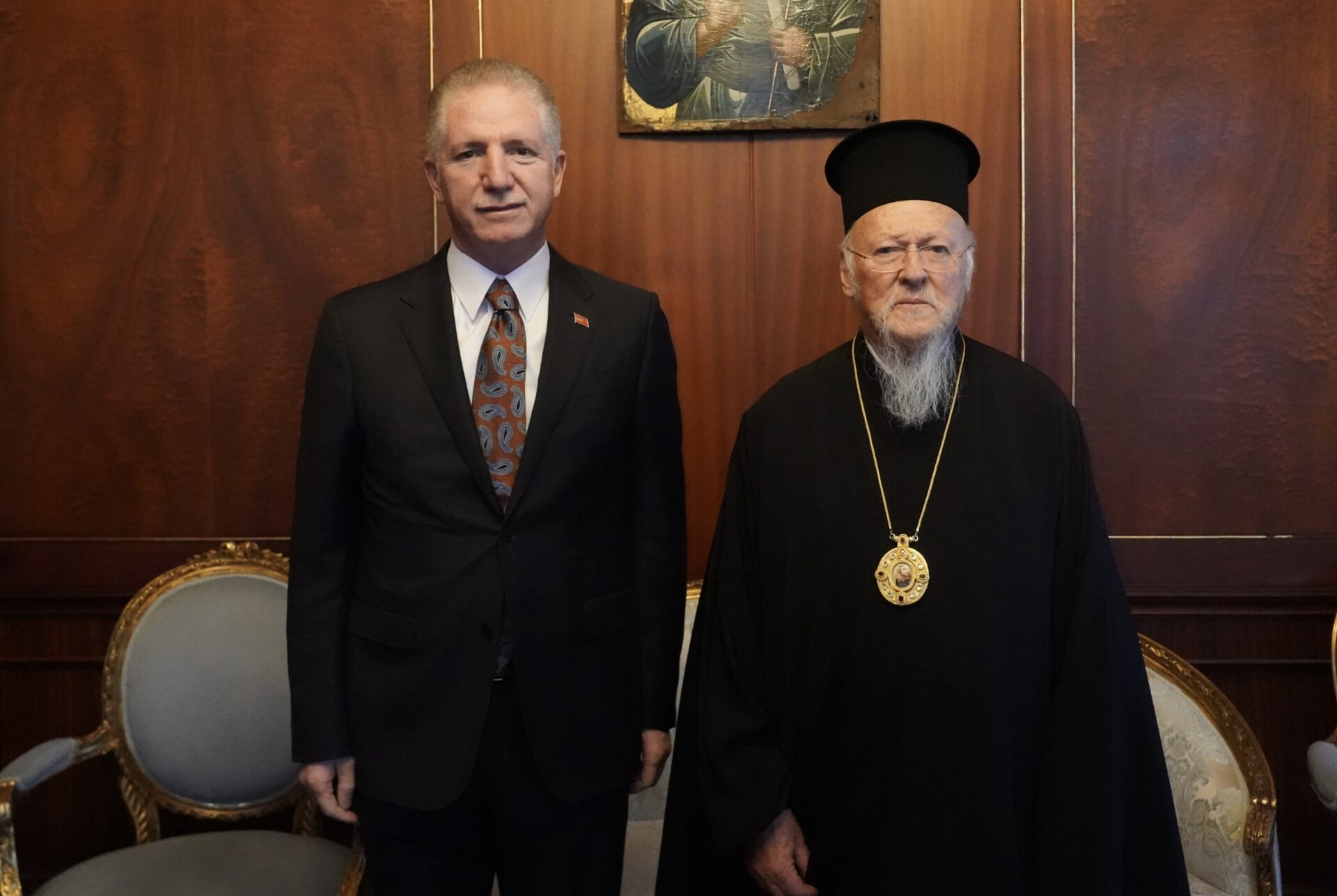 Ο Νομάρχης της Πόλεως επισκέφθηκε τον Οικουμενικό Πατριάρχη - Ορθοδοξία ...