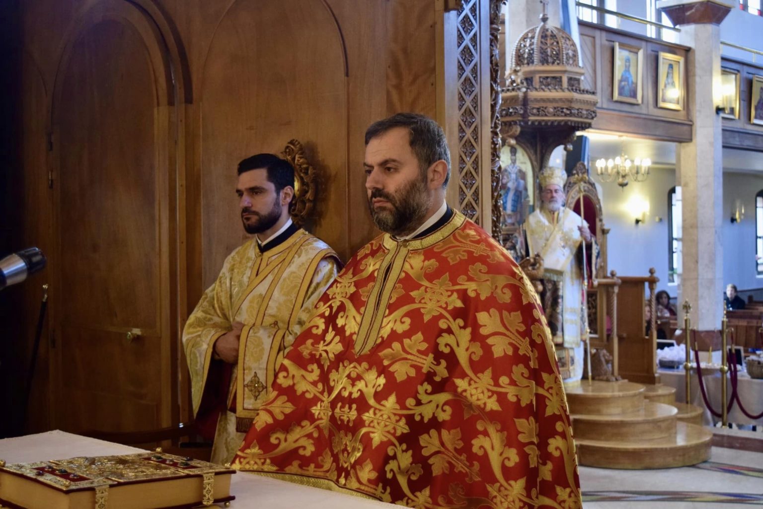 Ο Αρχιεπίσκοπος Θυατείρων μίλησε για την θυσιαστική πατρική αγάπη του ...