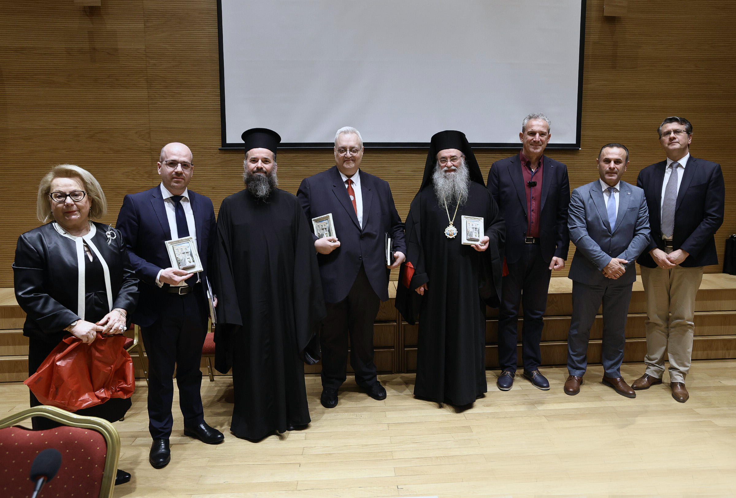 Βιβλιοπαρουσίαση-εκδήλωση τιμής προς το σεπτό πρόσωπο του Οικουμενικού ...