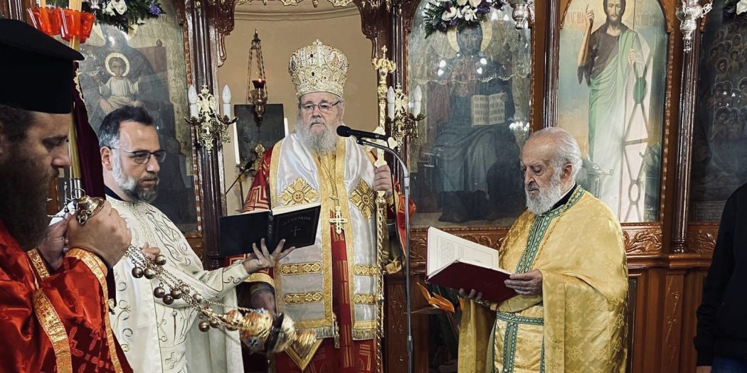 Ο Μητροπολίτης Κυδωνίας προέβη στην χειροθεσία σε Πνευματικό του π ...