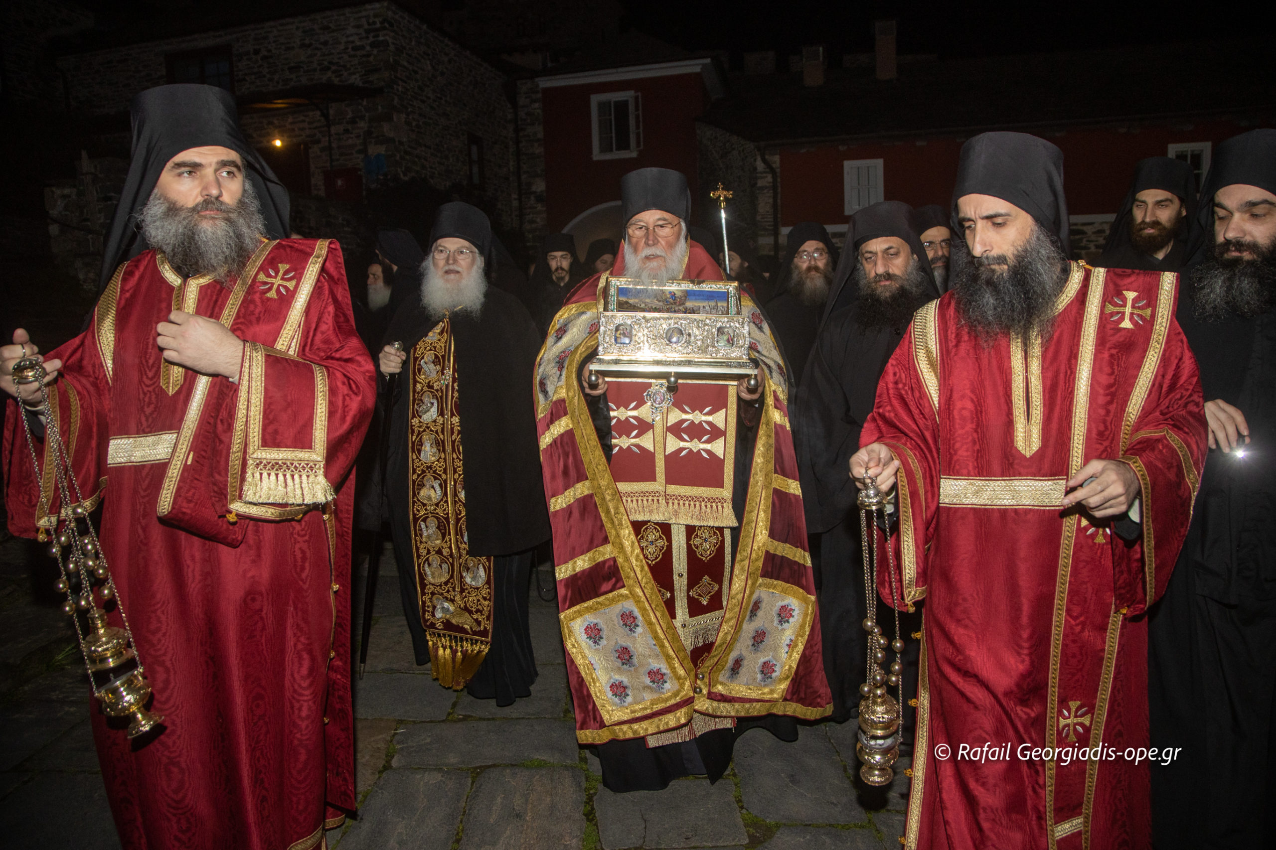 Η επιστροφή της Αγίας Ζώνης στην Ιερά Μεγίστη Μονή Βατοπαιδίου μετά από ...