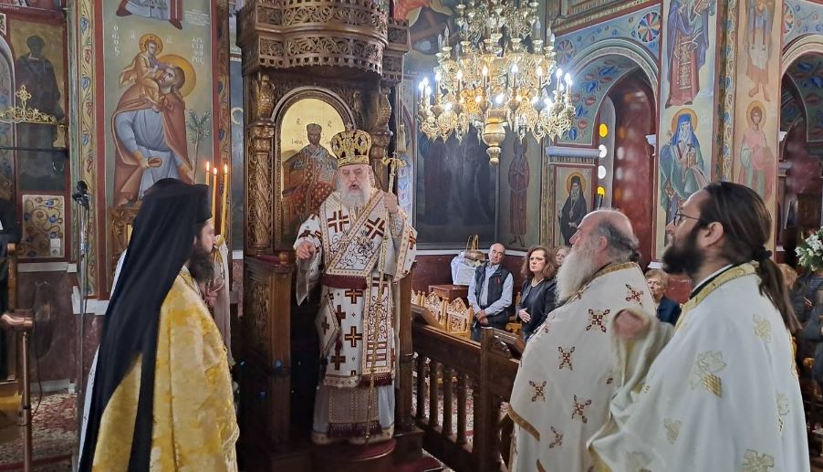 Ι.Μ. Κηφισίας: Κυριακή της Σταυροπροσκυνήσεως και εορτή του Αγίου ...