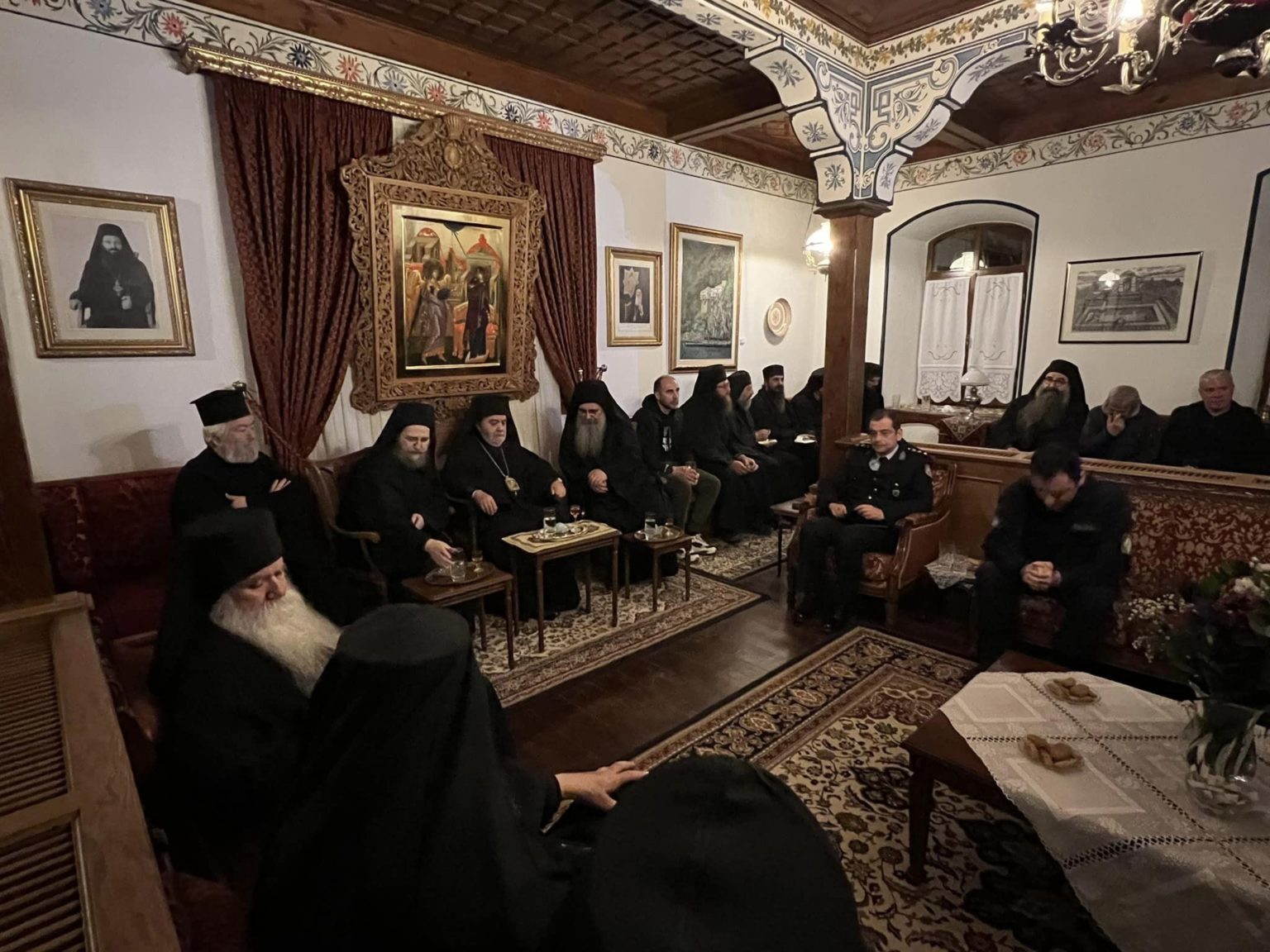 Η διπλή εορτή της Σταυροπροσκυνήσεως και του Ευαγγελισμού της Θεοτόκου ...