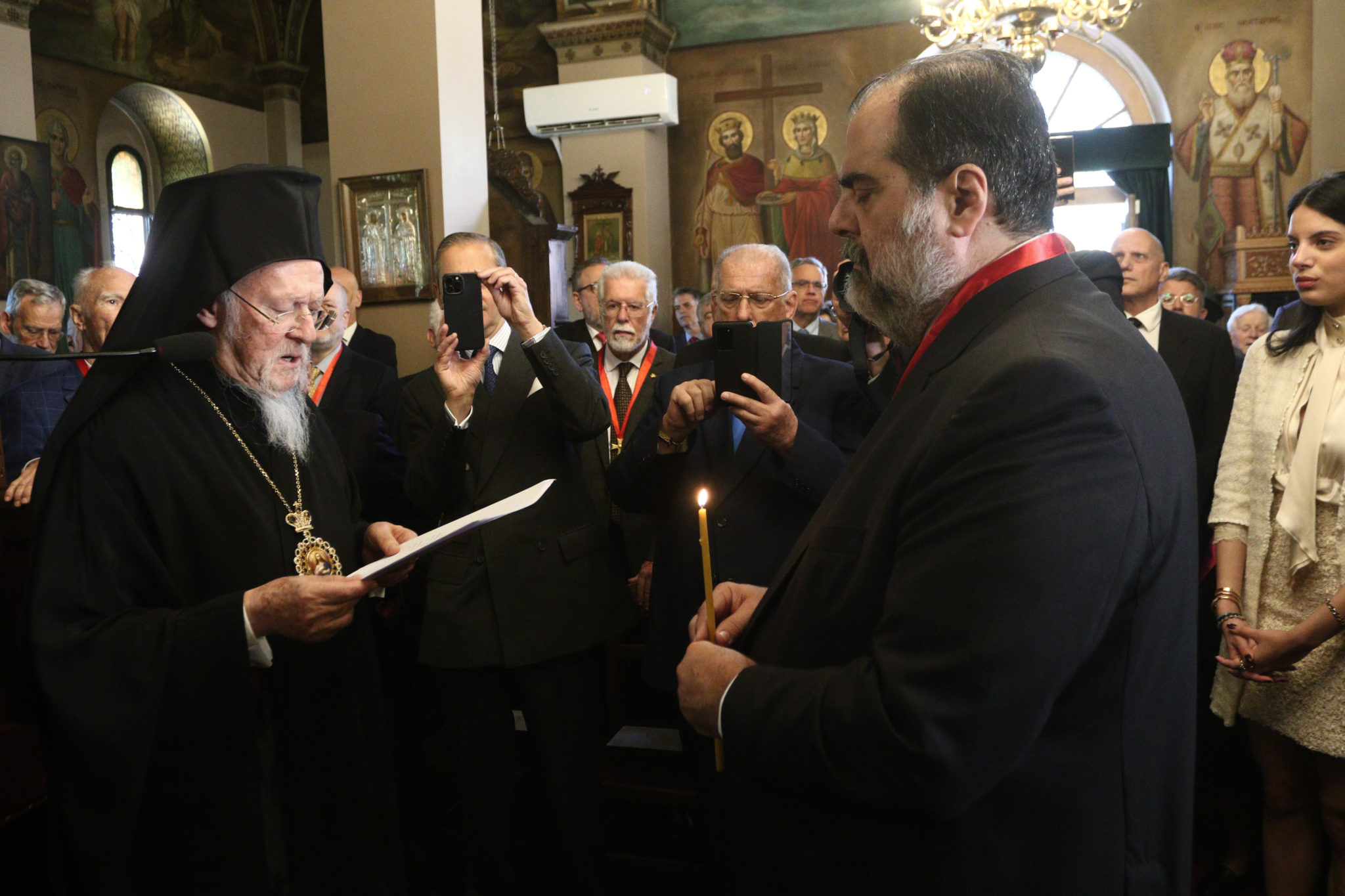 Χειροθεσία του Νικόλαου Πατέρα σε Άρχοντα Οφφικιάλιο της Μεγάλης του ...