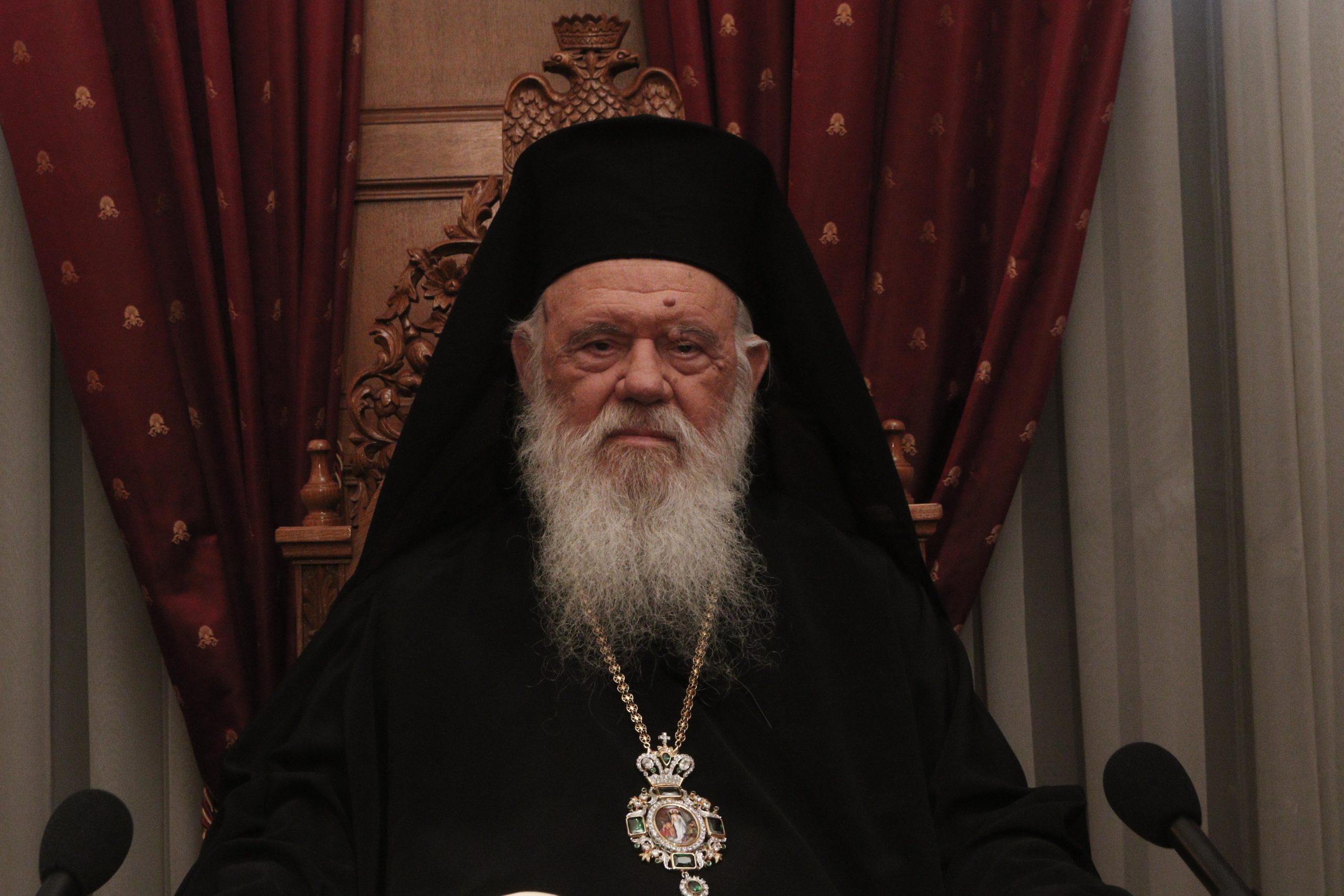 Αρχιεπίσκοπος Ιερώνυμος: "Η βία δεν κράτησε τον Χριστό στον τάφο" - Το ...