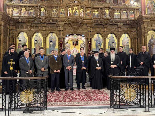 ΝΤΡΟΠΗ: Συνδέουν τον κορονοϊό με την Ανακομιδή του Αγίου Καλλινίκου ...