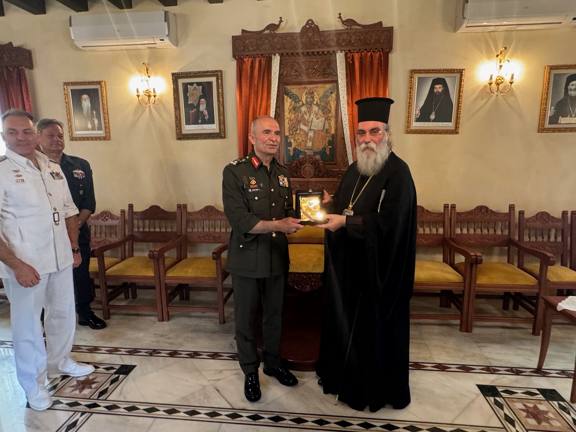 Προσκύνημα Αρχηγών ΓΕΣ, ΓΕΝ, ΓΕΝ στην Ιερά Πατριαρχική Μονή Γωνιάς ...