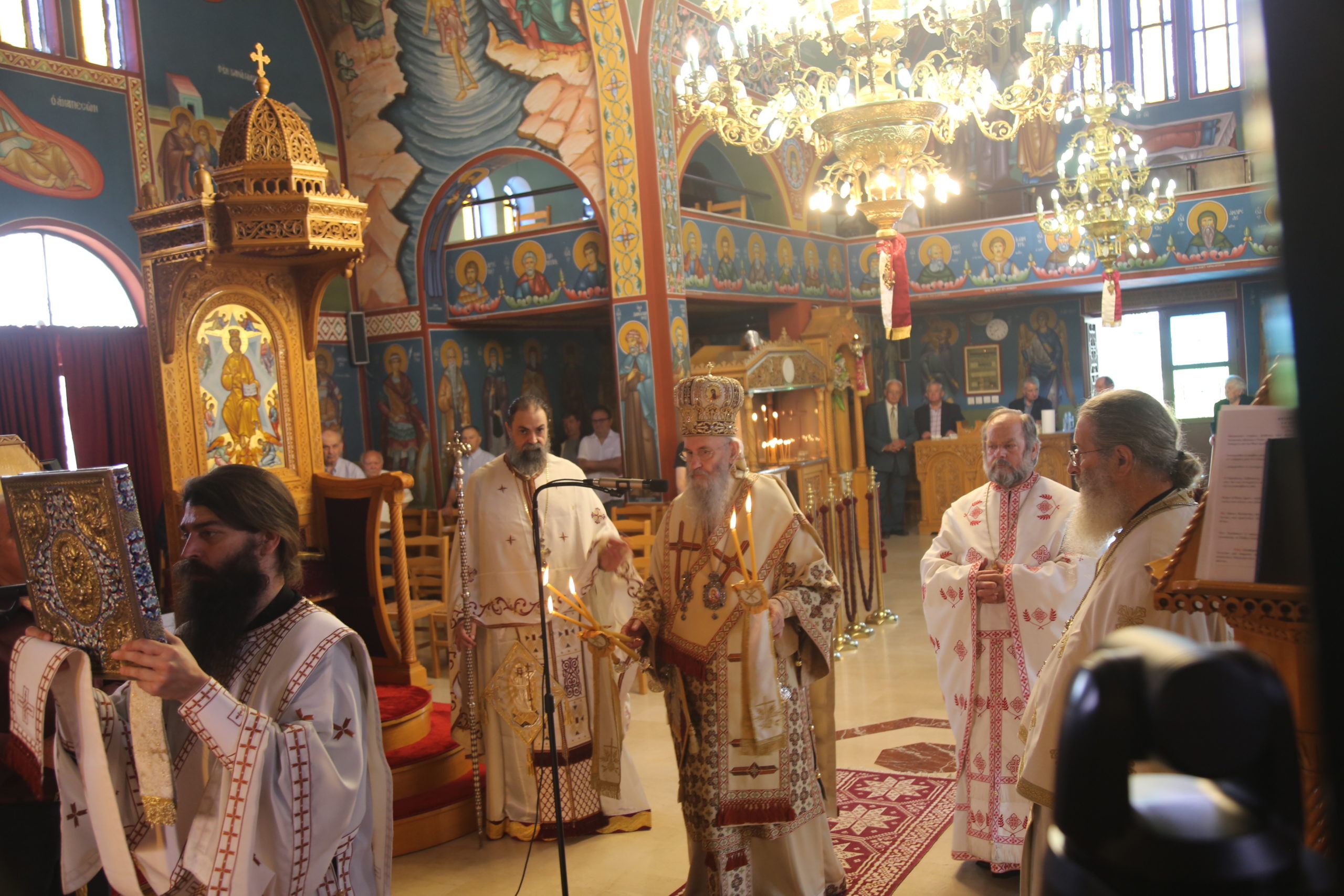 Η εορτή των Αγίων Κωνσταντίνου και Ελένης στη Μακύνεια Ναυπακτίας ...