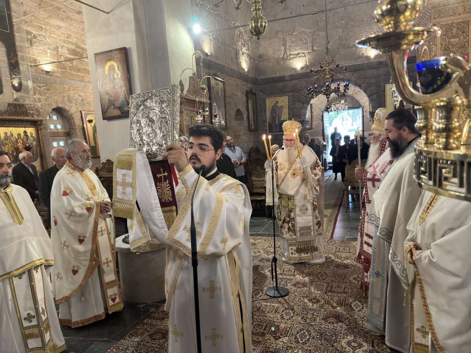 Τριετές Μνημόσυνο μακαριστού π. Χαράλαμπου Χατζηχαραλάμπους - Ορθοδοξία ...