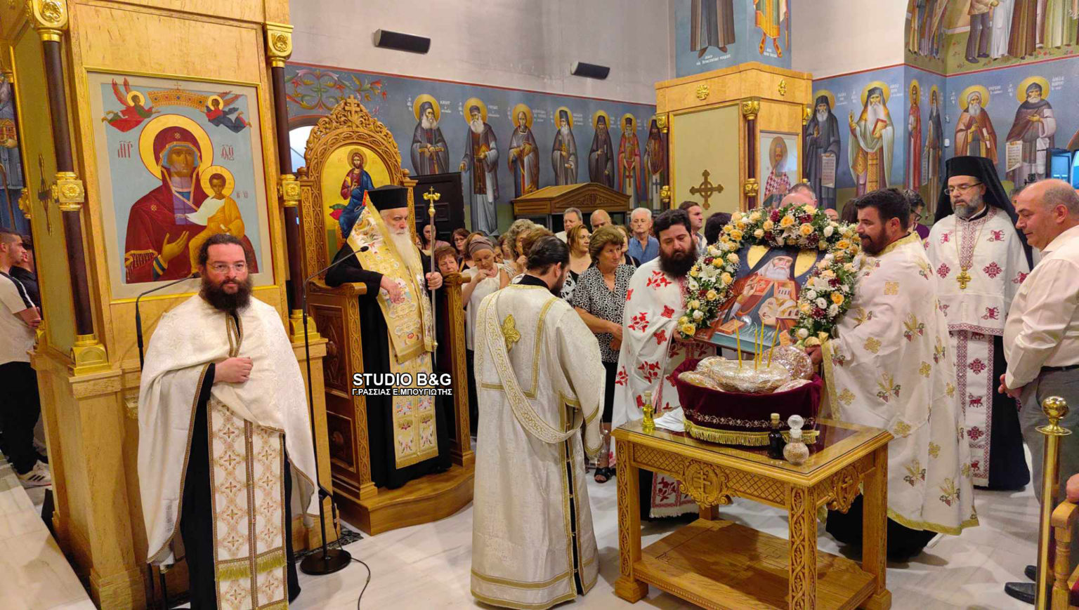 Λιτάνευση Εικόνας και Ιερού Λειψάνου του Αγίου Λουκά στο Ναύπλιο ...