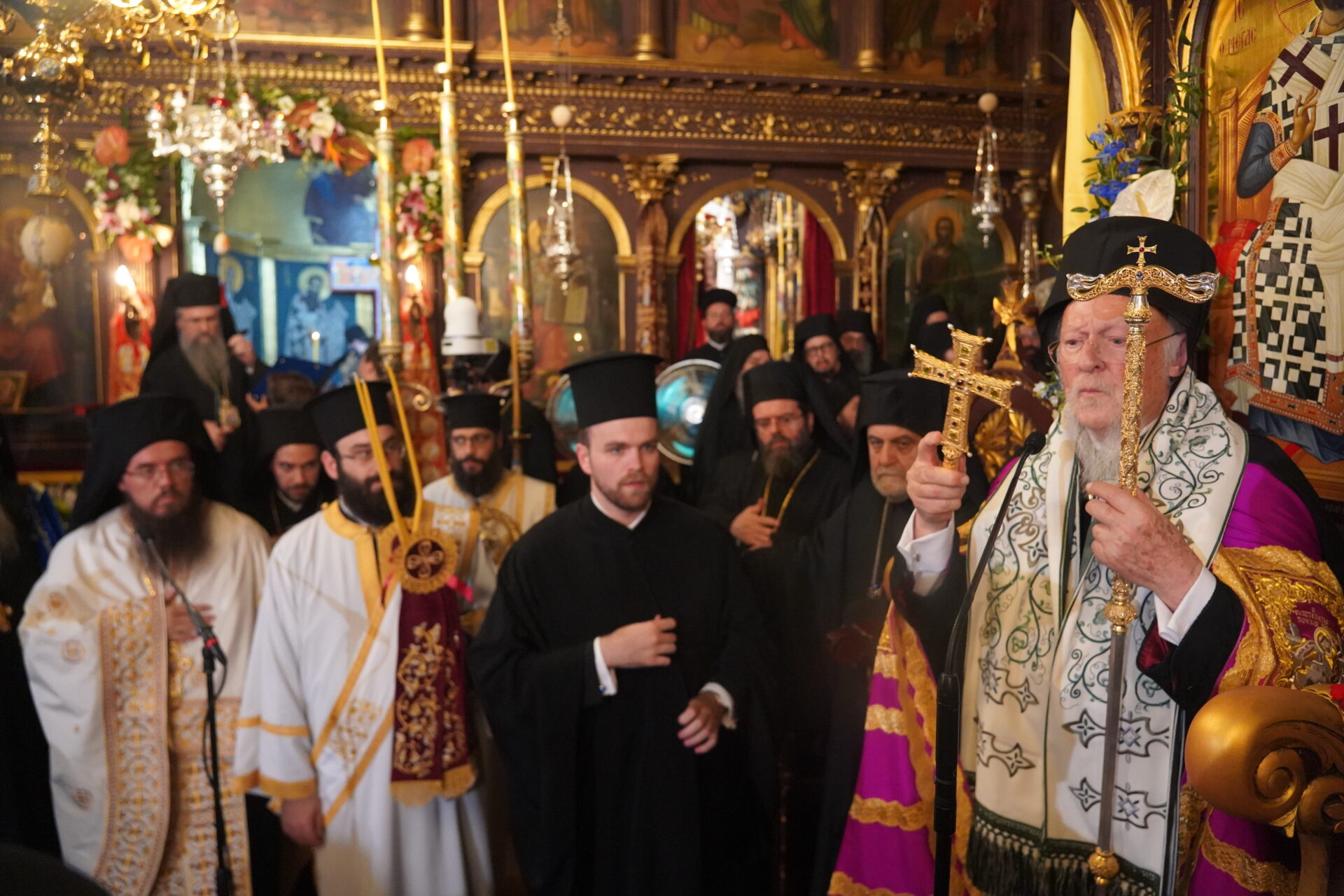 Αντιφώνηση του Οικουμενικού Πατριάρχου κατά την Δοξολογία στην Ιερά ...
