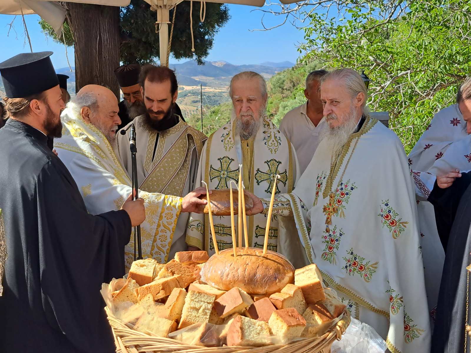 Πανηγύρισε η Ιερά Μονή Τιμίου Προδρόμου Καρυών Αχλαδερής - Ορθοδοξία ...