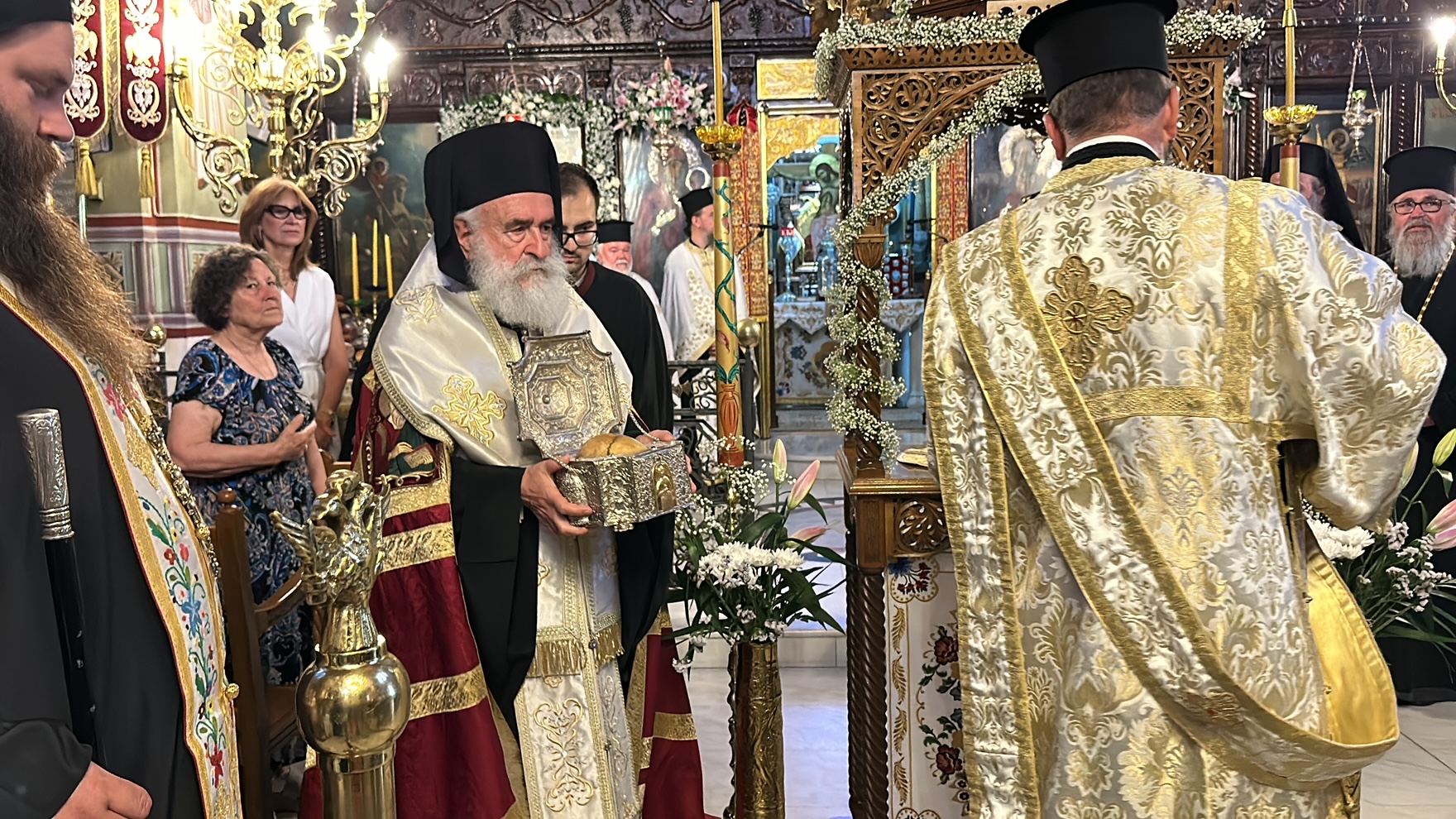 Στην Ξάνθη η Τιμία Κάρα της Αγίας Παρθενομάρτυρος Ελένης της εκ Σινώπης ...