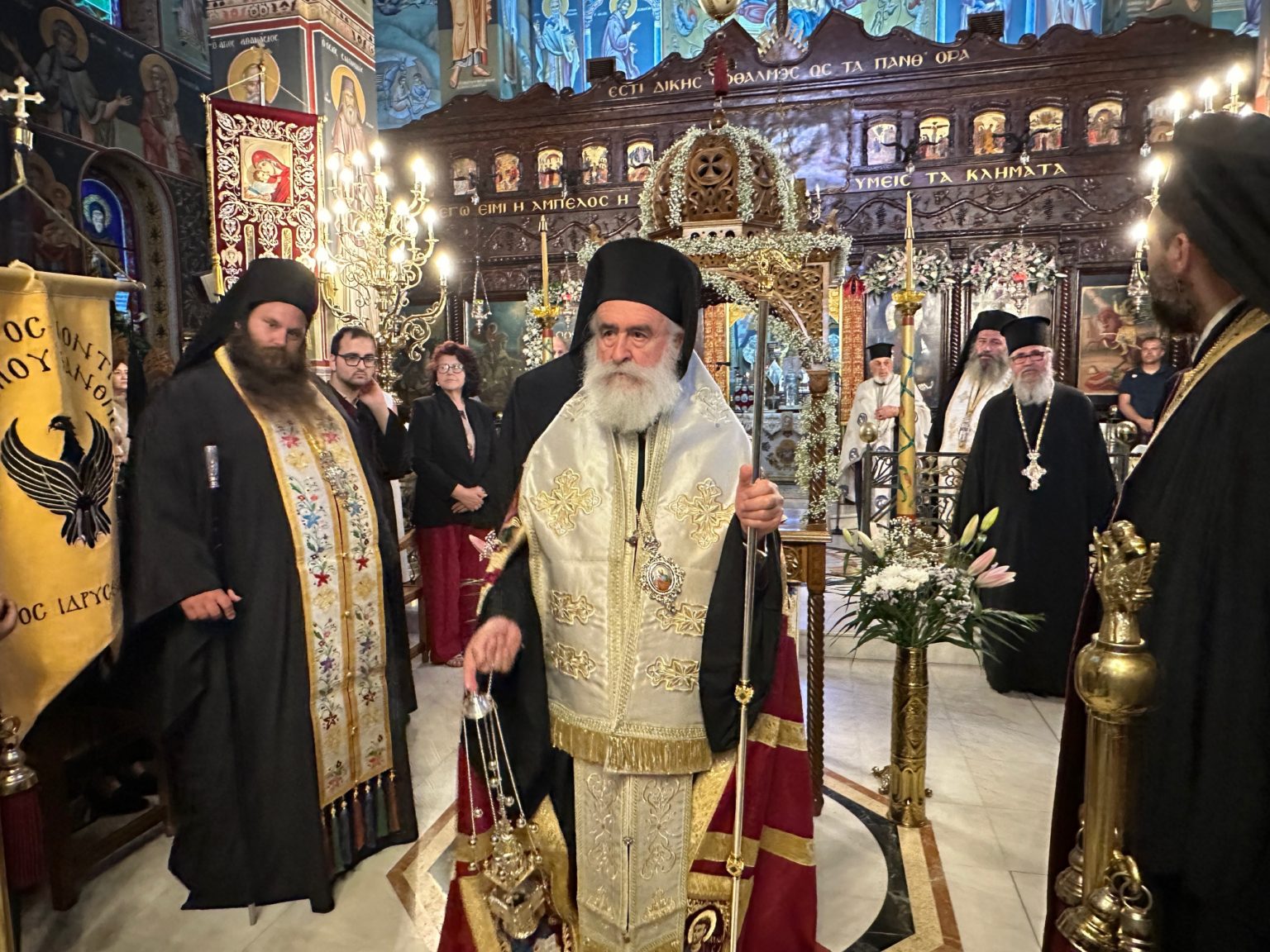 Στην Ξάνθη η Τιμία Κάρα της Αγίας Παρθενομάρτυρος Ελένης της εκ Σινώπης ...