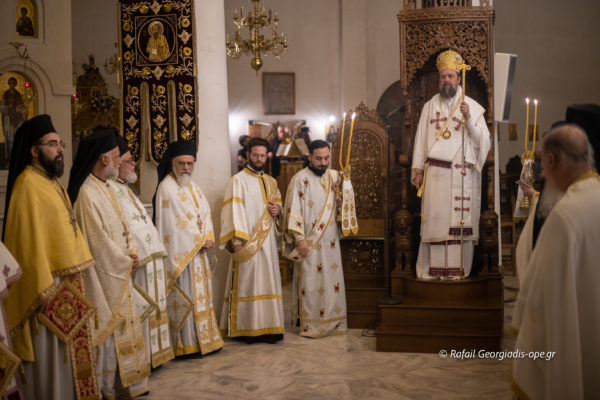 ΝΤΡΟΠΗ: Συνδέουν τον κορονοϊό με την Ανακομιδή του Αγίου Καλλινίκου ...