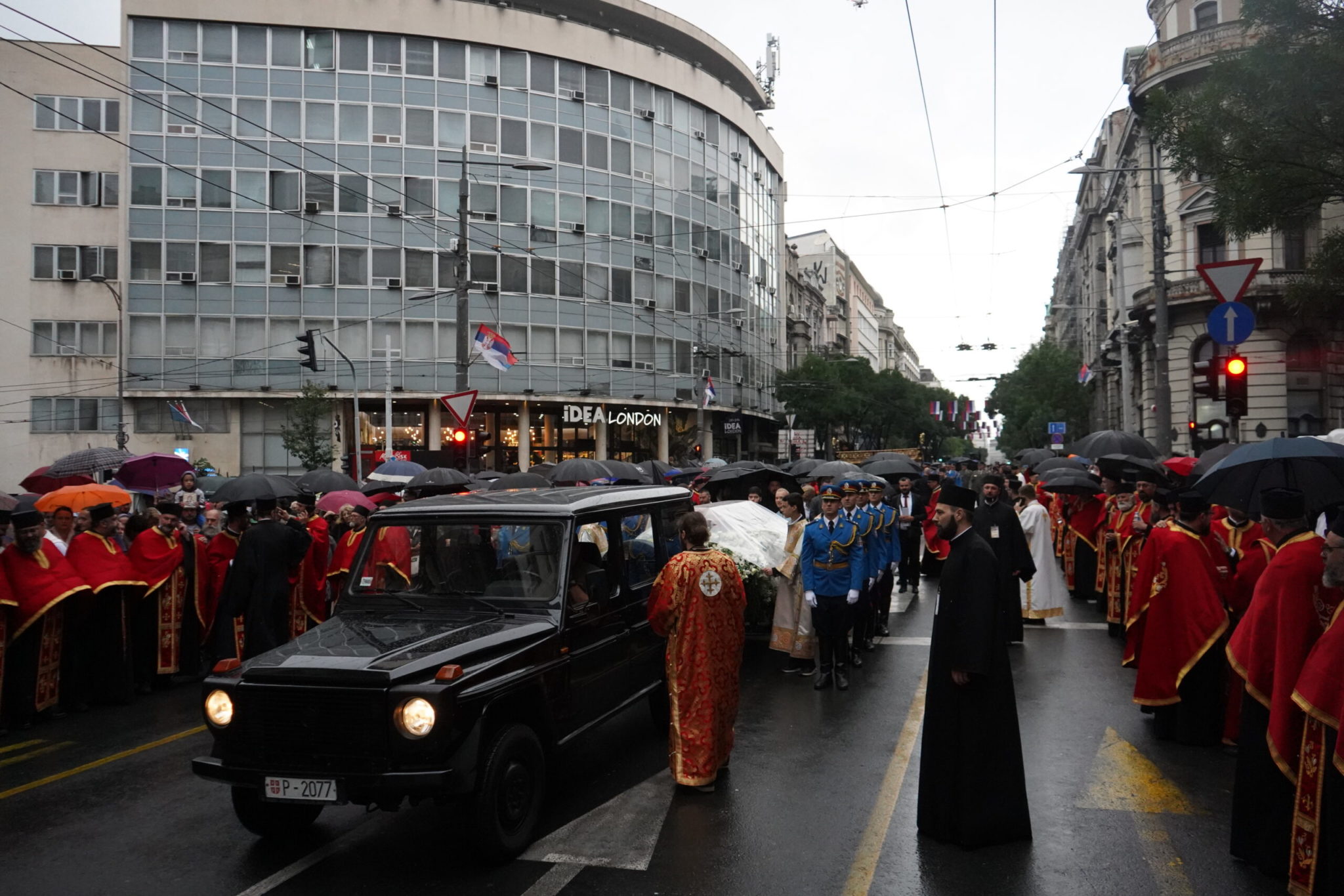 Βελιγράδι: Χιλιάδες πιστοί στους δρόμους για την λιτανεία της Αναλήψεως ...