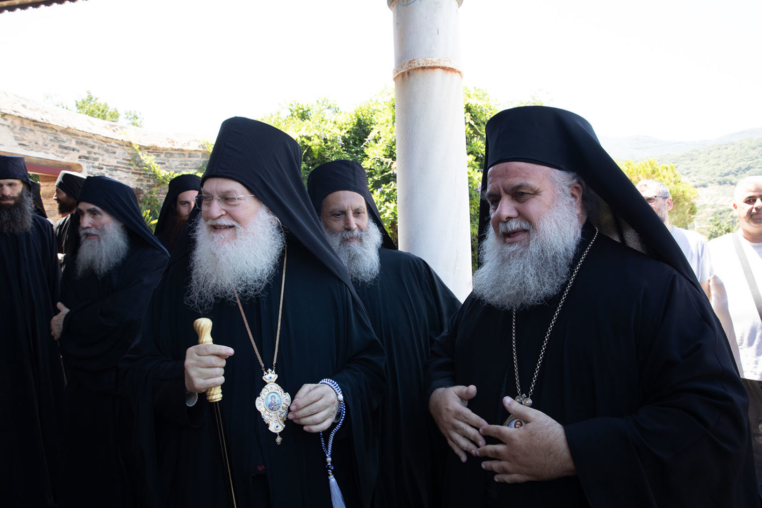 Υποδοχή του Μητροπολίτη Κιτίου στην Ι.Μ.Μ. Βατοπαιδίου (ΒΙΝΤΕΟ ...